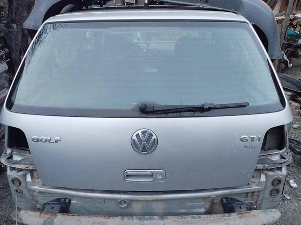GEPEK VRATA ZA VOLKSWAGEN GOLF 4 | Delovi Golf 4