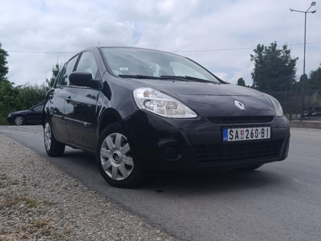 Renault Clio 1.2 16v 2009god; registrovan do 05.27. Na prodaju Clio