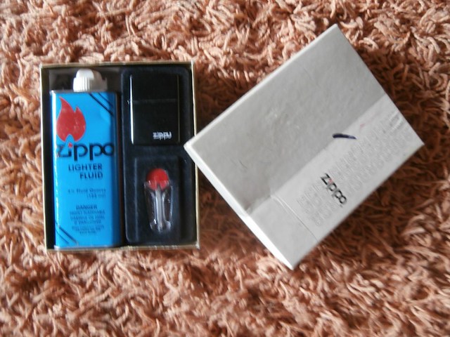 Upaljač ZIPPO komplet