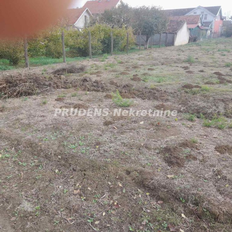 Plac – Beograd, Surčin Boljevci – ID 952.