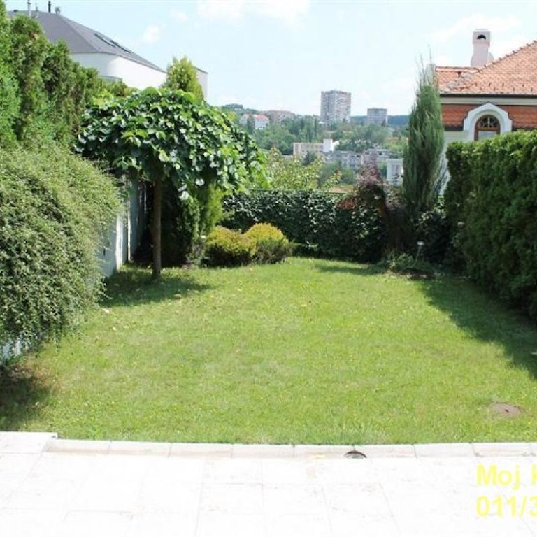 Kuća – Beograd, Savski Venac Dedinje – ID 22187.