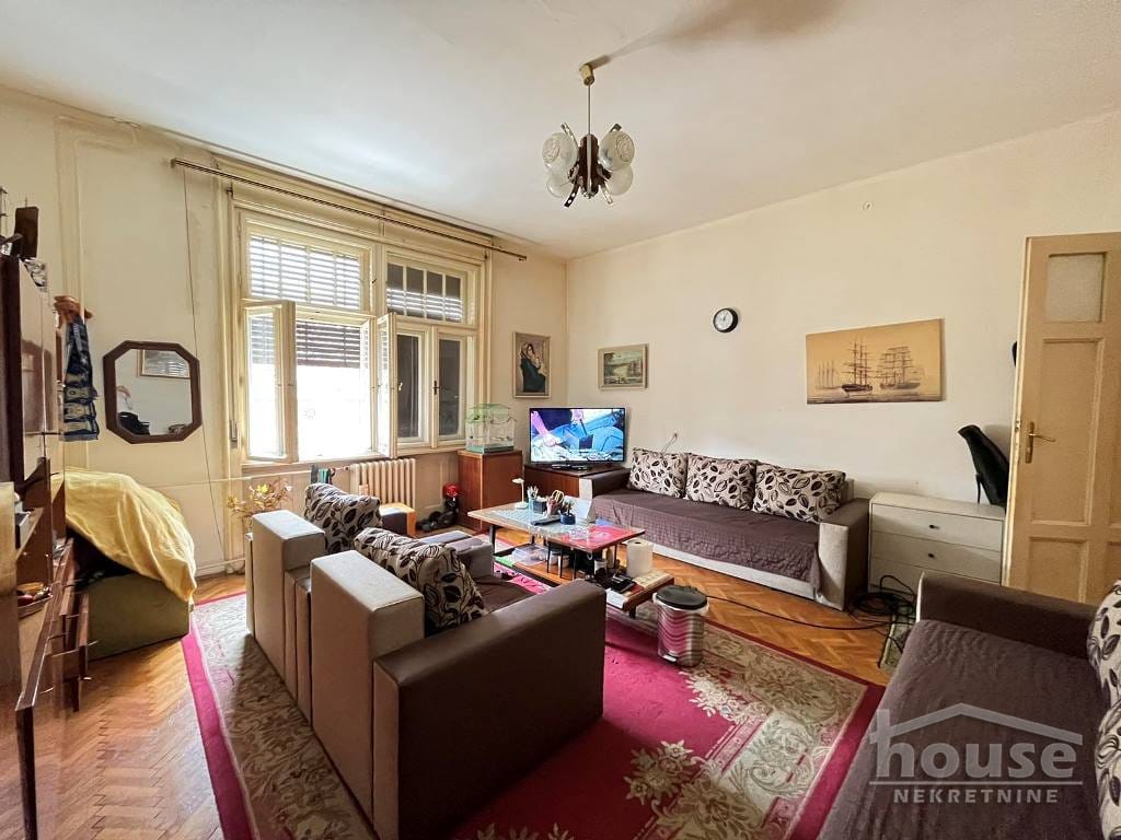 Trosoban stan na prodaju, Centar, Novi Sad, 102m², 265.200 €