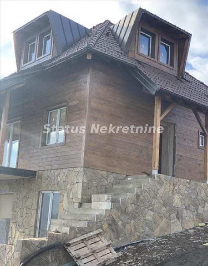 Kuća na prodaju, Zlatibor, 153m², 236.385 €