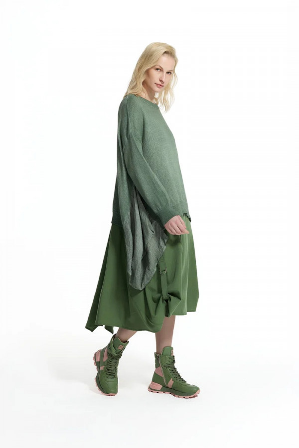 KNIT SWEATER