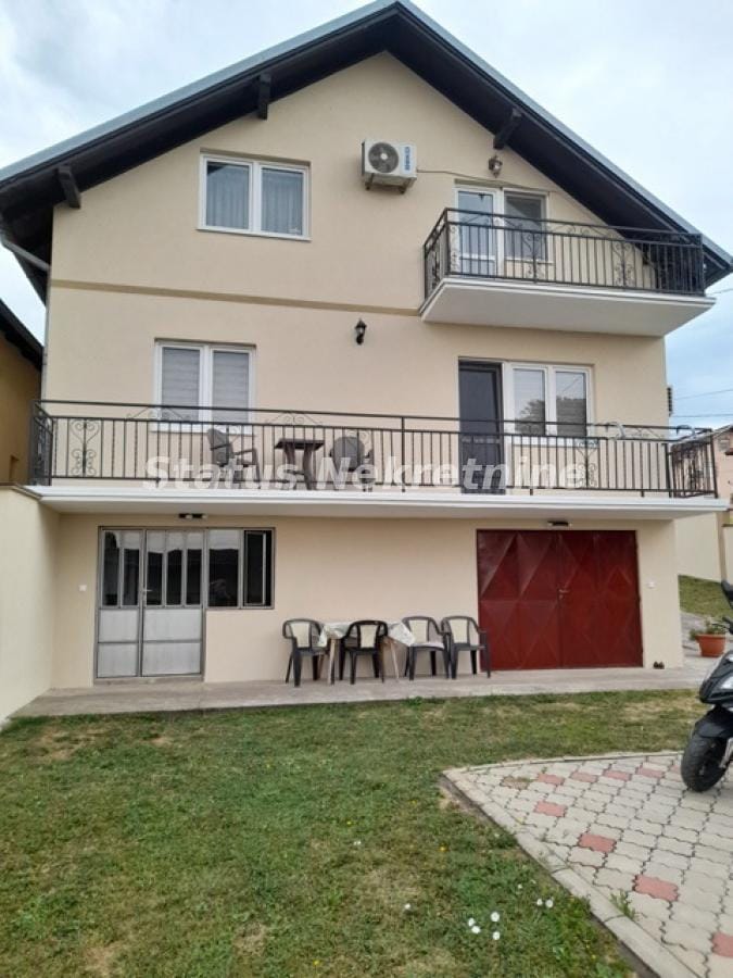 Kuća na prodaju, Sremski Karlovci, 246m², 618.000 €