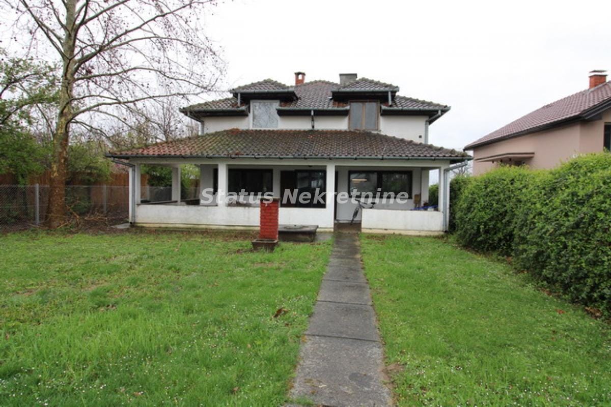 Kuća na prodaju, Čenej, Novi Sad, 330m², 362.000 €