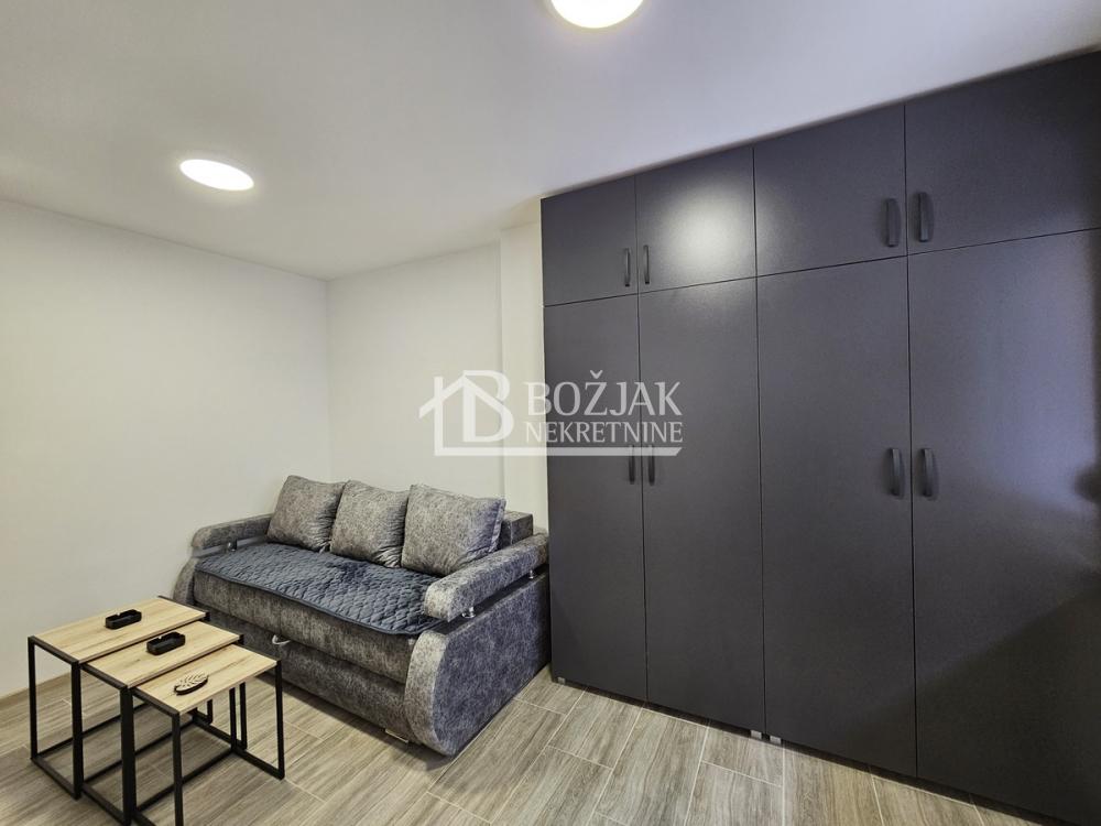Nameštena, nova garsonjera, Žitni trg ID#2544
280 €