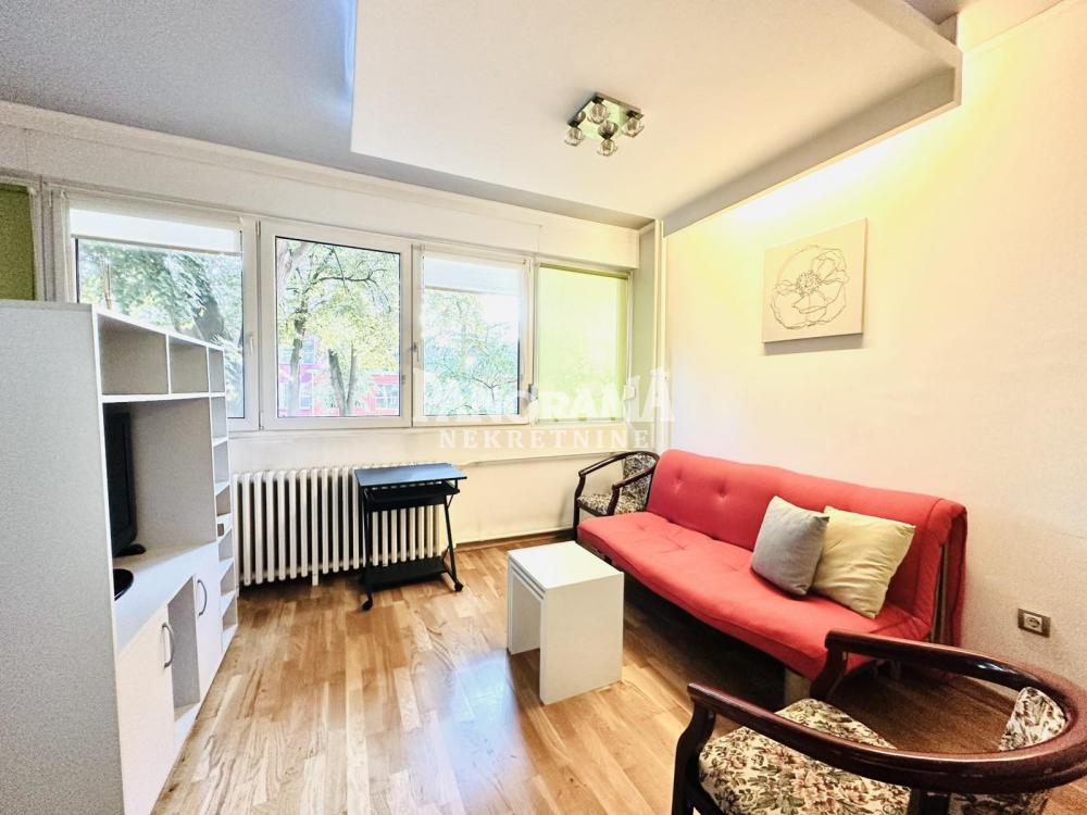 Garsonjera kod Starog Merkatora, 21m2, cg, uknjižena ID#3347
105.000 €