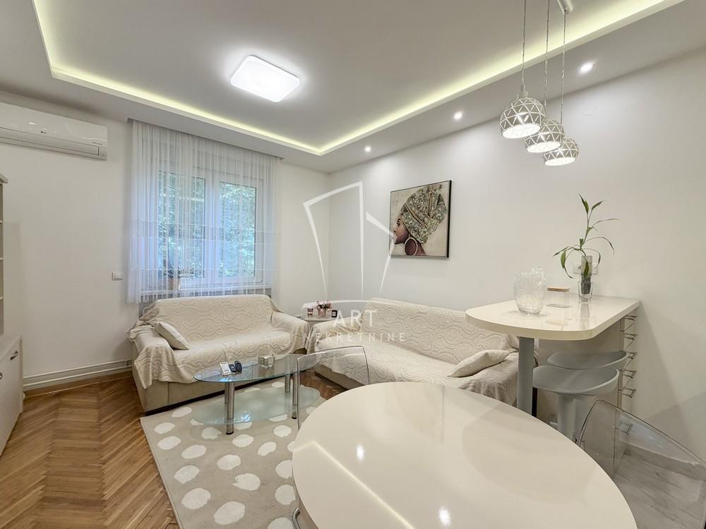 Kompletno namešten ID#15206
233.000 €