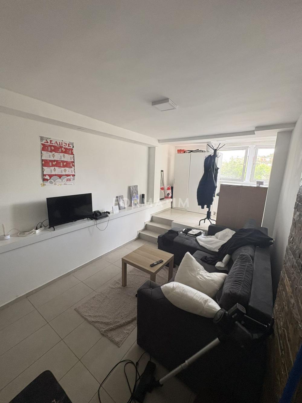 Žarkovo, uknjižena garsonjera, prednost keš kupci ID#2890
76.000 €