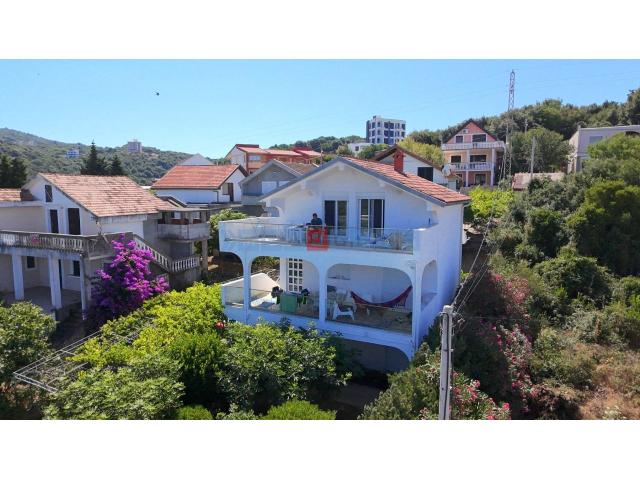 Utjeha, izdajem više apartmana između Bara i Ulcinja