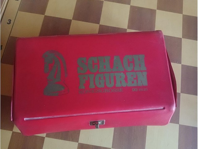 Kutija za Sah (Schach Figuren)