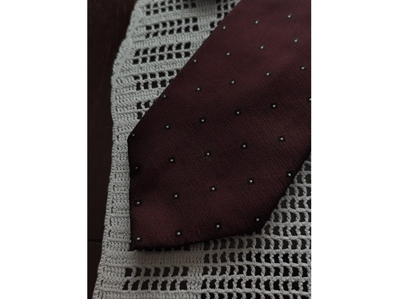 Skupocena vintage reljefna bordo Hugo BOSS hand made