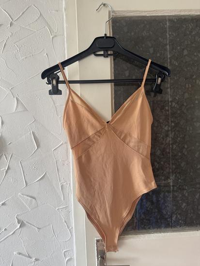 Nov Zara body
