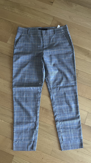 Cigarets pantalone