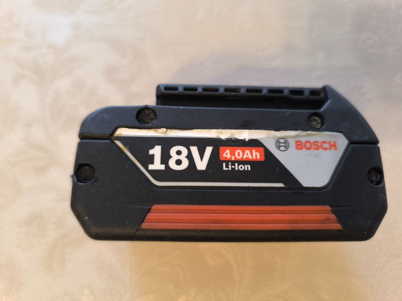 Bosch aku baterija 4.0Ah