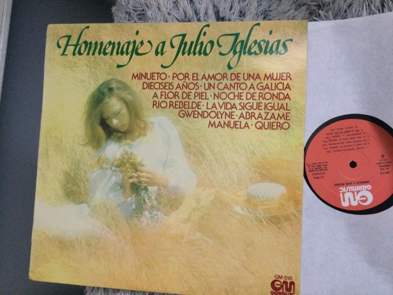 JULIO IGLESIAS. MANUELA