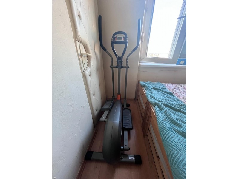 Capriolo trenažer E850 slabo korišćen