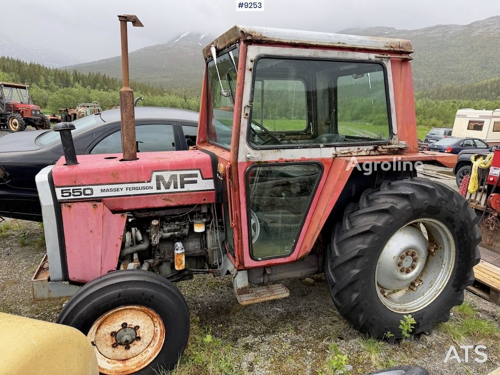 Massey Ferguson 550 traktor točkaš