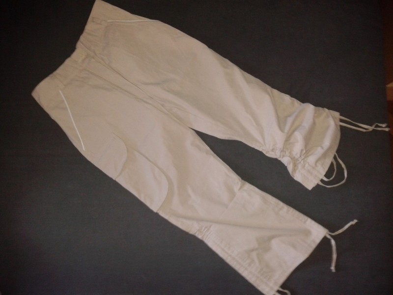 Pantalone za devojčice sedam osmina, vel.10,NOVO!!!