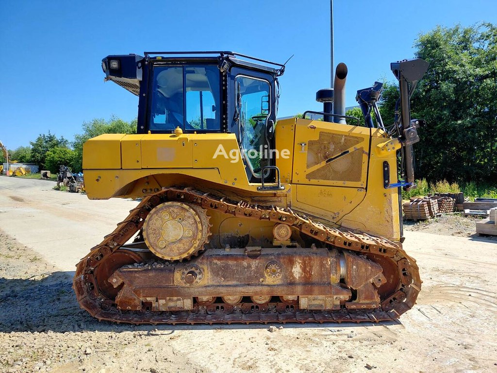 Caterpillar D6 XE traktor guseničar