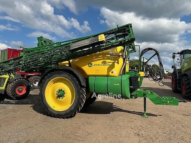 John Deere R740i vučena prskalica