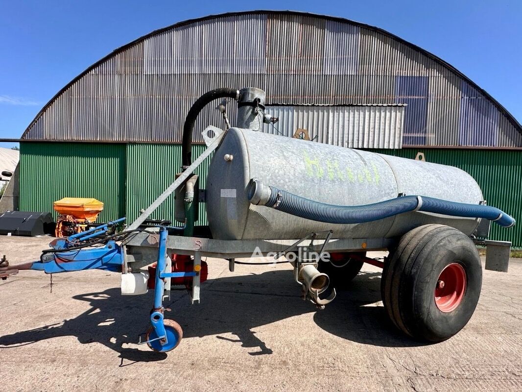 Briri GB60 - 6.000 Liter rasipači veštačkog đubriva