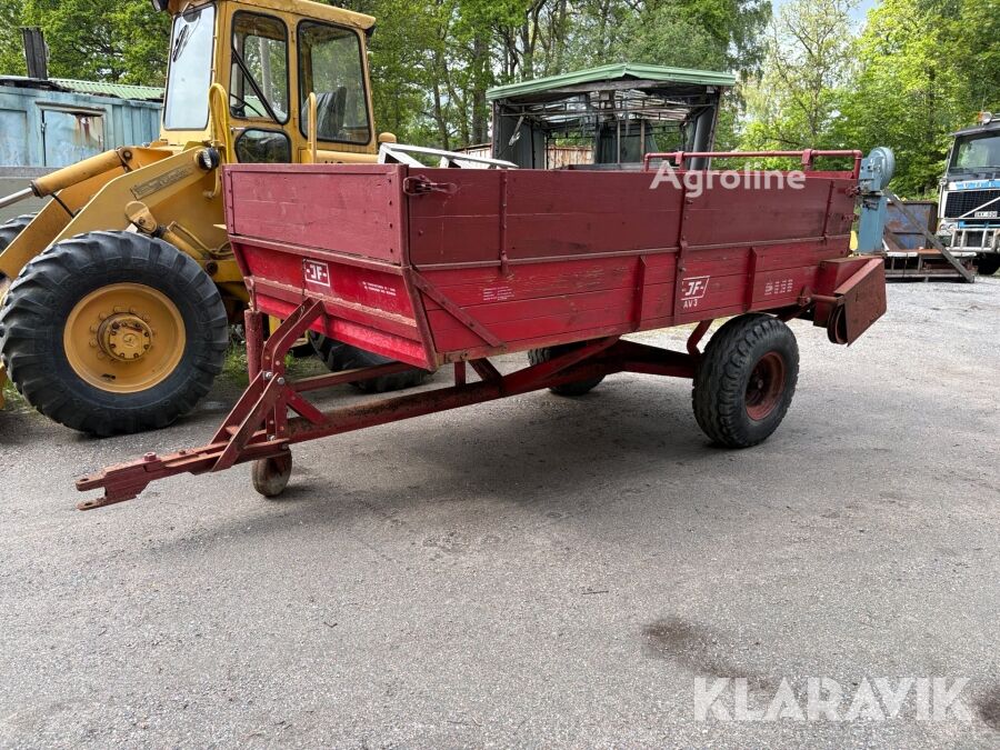 Prodaje se JF AV3 rasipač stajnjaka na aukciji