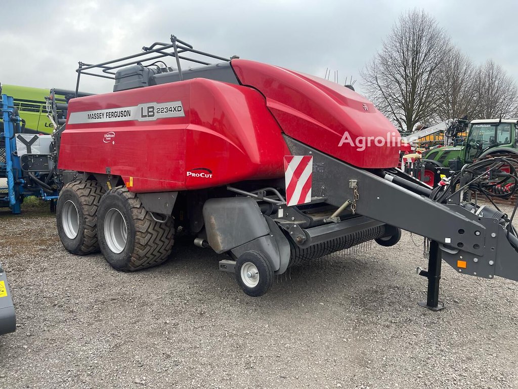Massey Ferguson 2234 XD ProCut balirka za četvrtaste bale