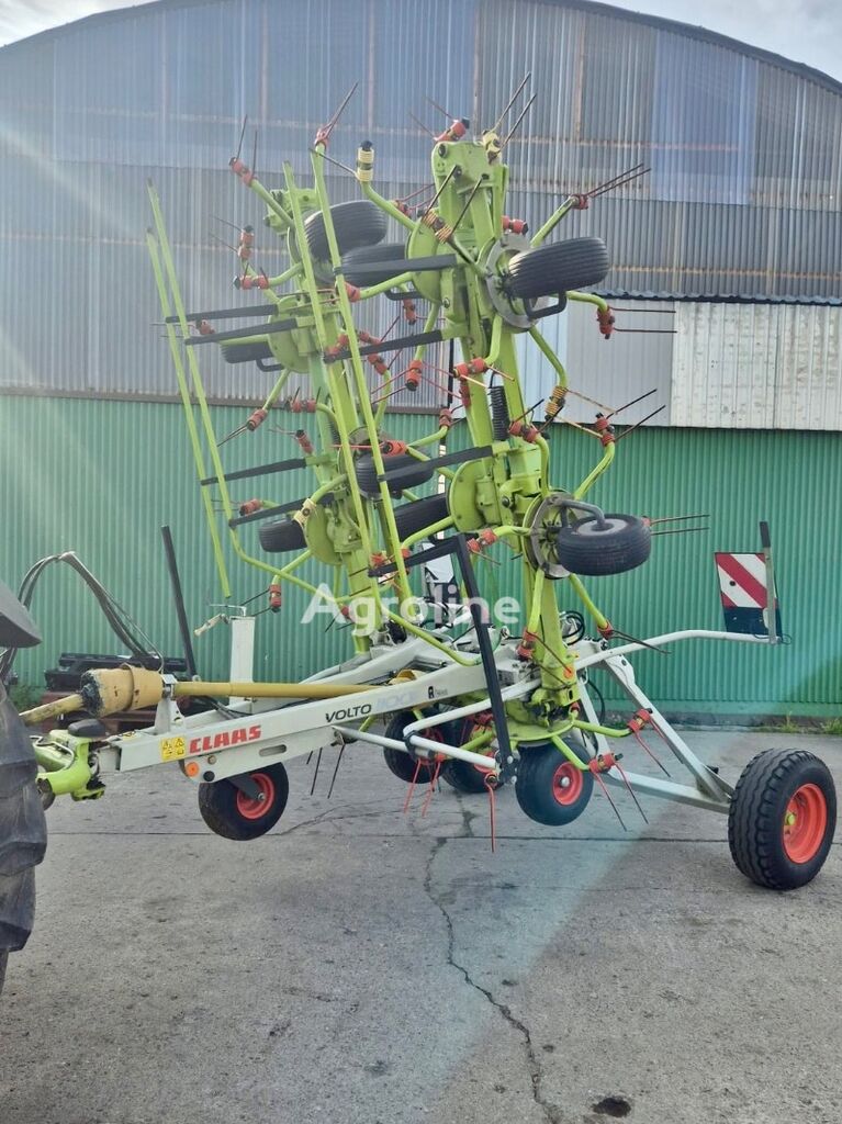 Claas Volvo 1100T prevrtač sena