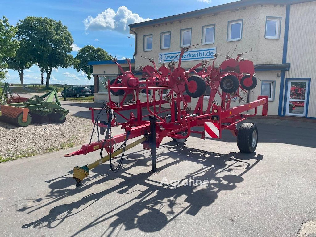 Lely Lotus 900P prevrtač sena