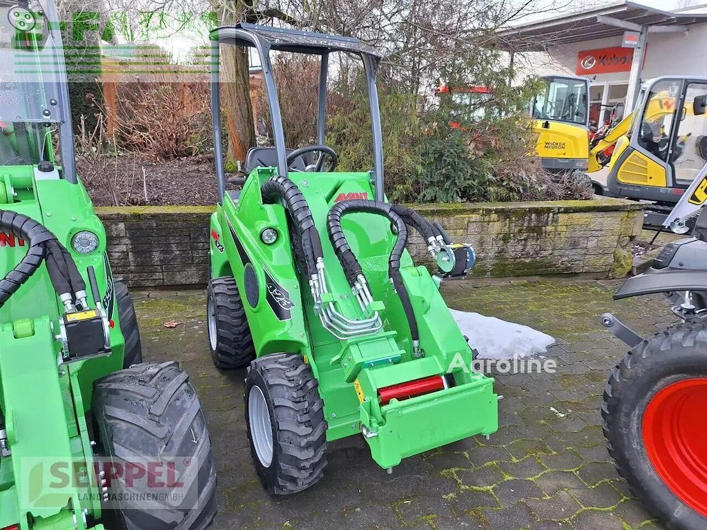 Avant 423 poljoprivredni utovarivač