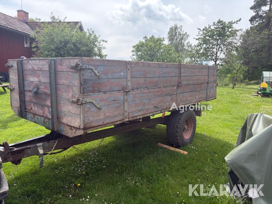 Prodaje se Gisebo G-30/370 SF traktorsku prikolicu na aukciji