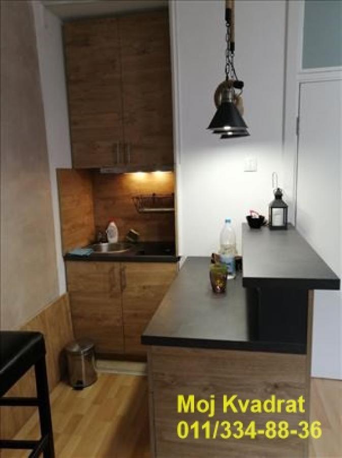 Novi Beograd, Stari Merkator - Bulevar Mihajla Pupina, 21m2