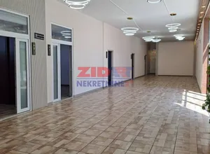 Izdavanje Lokal - Beograd, Novi Beograd: Bežanijski blokovi