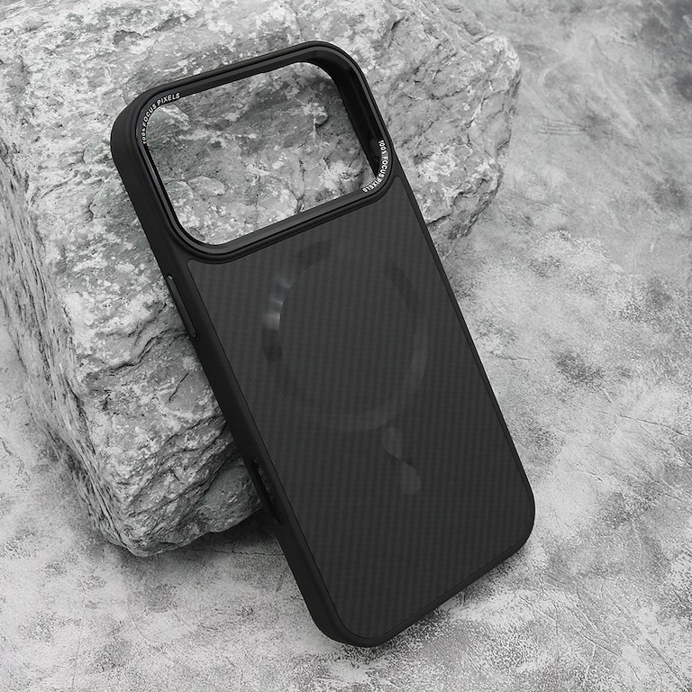 Zastitna maska (futrola) CARBON MagSafe - iphone 17 Pro Max (6.9) crna (big camera) (MS)