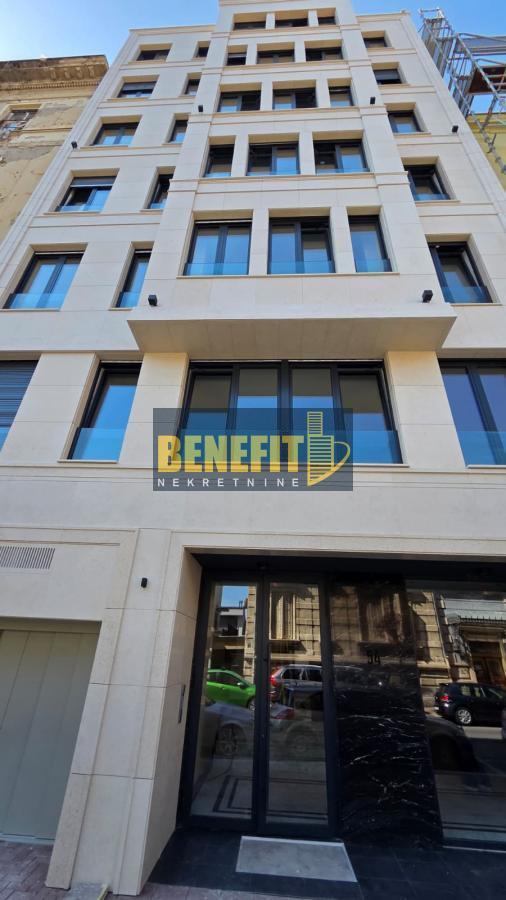 Dvosoban stan na prodaju, 143m2, 656.000€