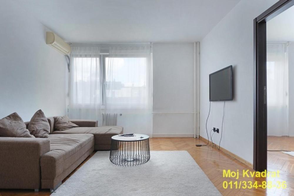 Trosoban stan na prodaju, 68m2, 570.000€