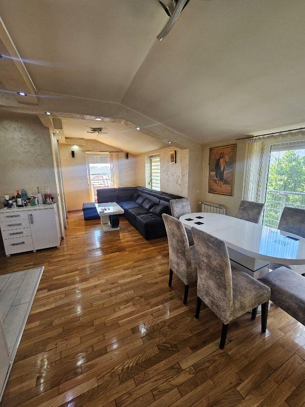 Zivka Petrovica, Trosoban stan za izdavanje, 70m2, 800€