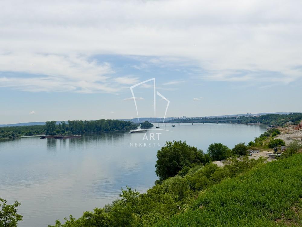 Batajnički drum Plac na prodaju, Zemun, 13. maj, 3.000.000€