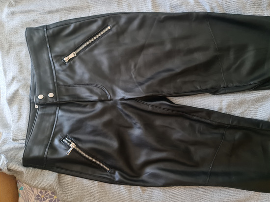Zara pantalone