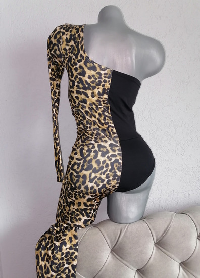 NOV SEXY KOMBINEZON