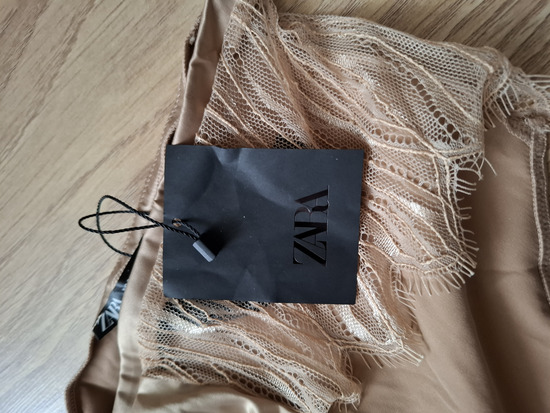Zara saten cipkani komplet Novo snizeno