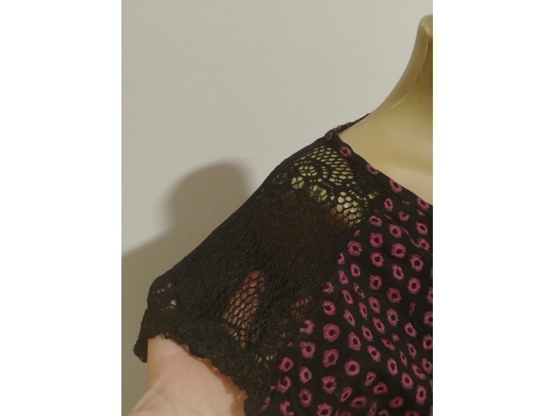 Bluza sa cipkom 38-XL predivna
