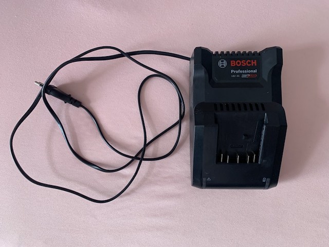Punjač akumulatora BOSCH GAL 18V-40