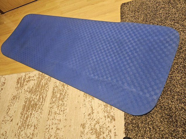 Kvalitetna podloga za vežbanje yoga prostirka 177 x 65