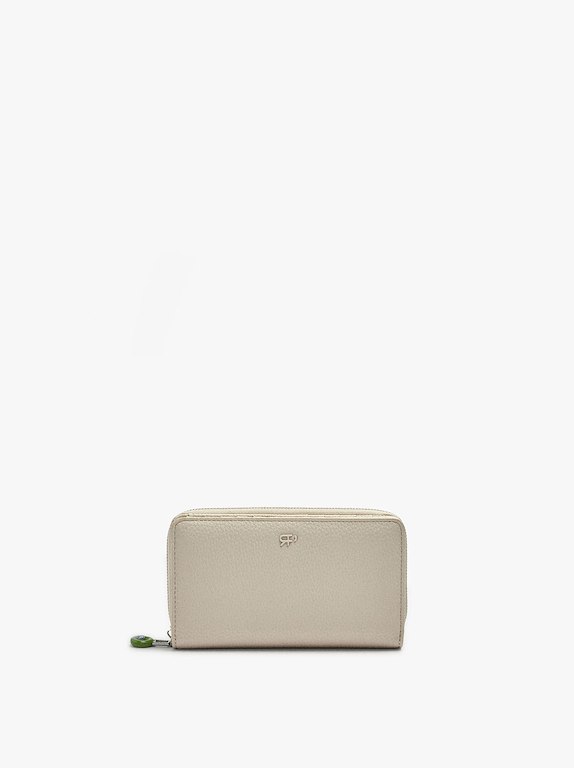 WALLET WITH TEXTURE AND ZIPPER CLOSURE