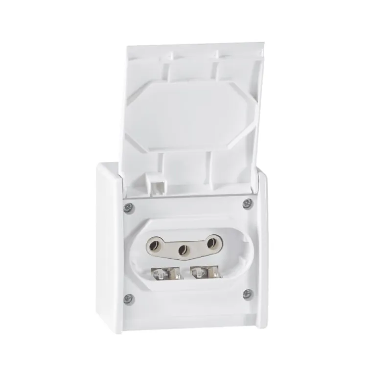 Tropolna utičnica bela IP44 PVC 16A 440V