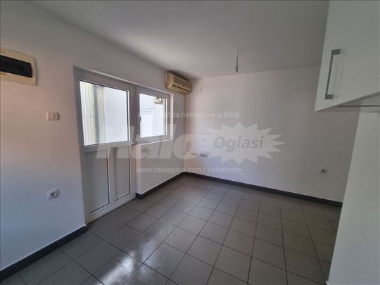 Stan 38m2 Altina Zemun