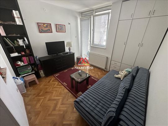 Garsonjera - 26m2 - Grbavica